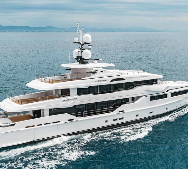 PETRATARA Yacht Charter Details, Admiral Tecnomar | CHARTERWORLD Luxury ...